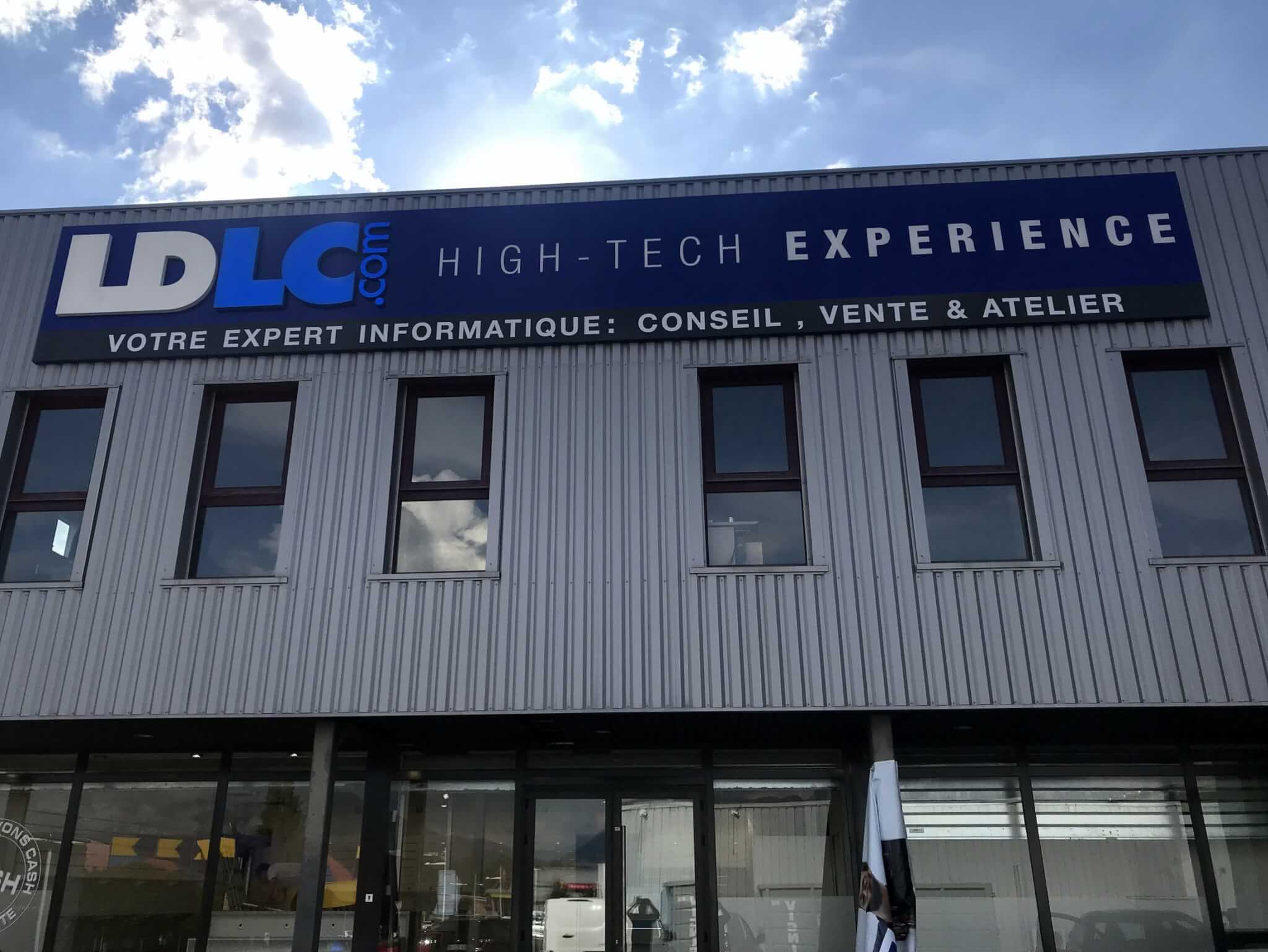 Enseignes Lumineuses pour LDLC.com - SES Enseignes et Signalétiques